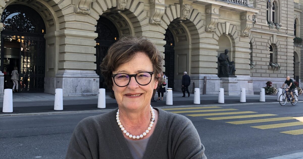 Die Spektakuläre:Brigitte Roux | 2m Abstand